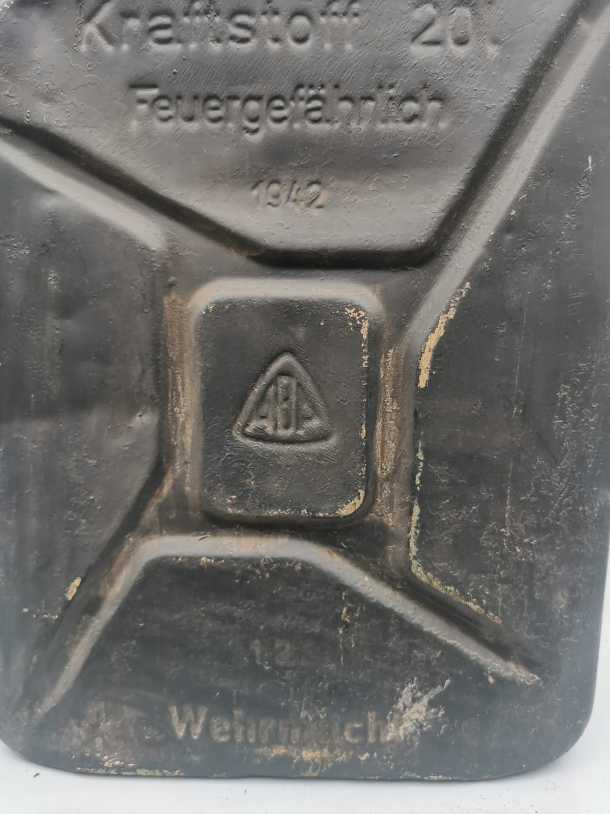 ww2 German jerry can - Total Relics