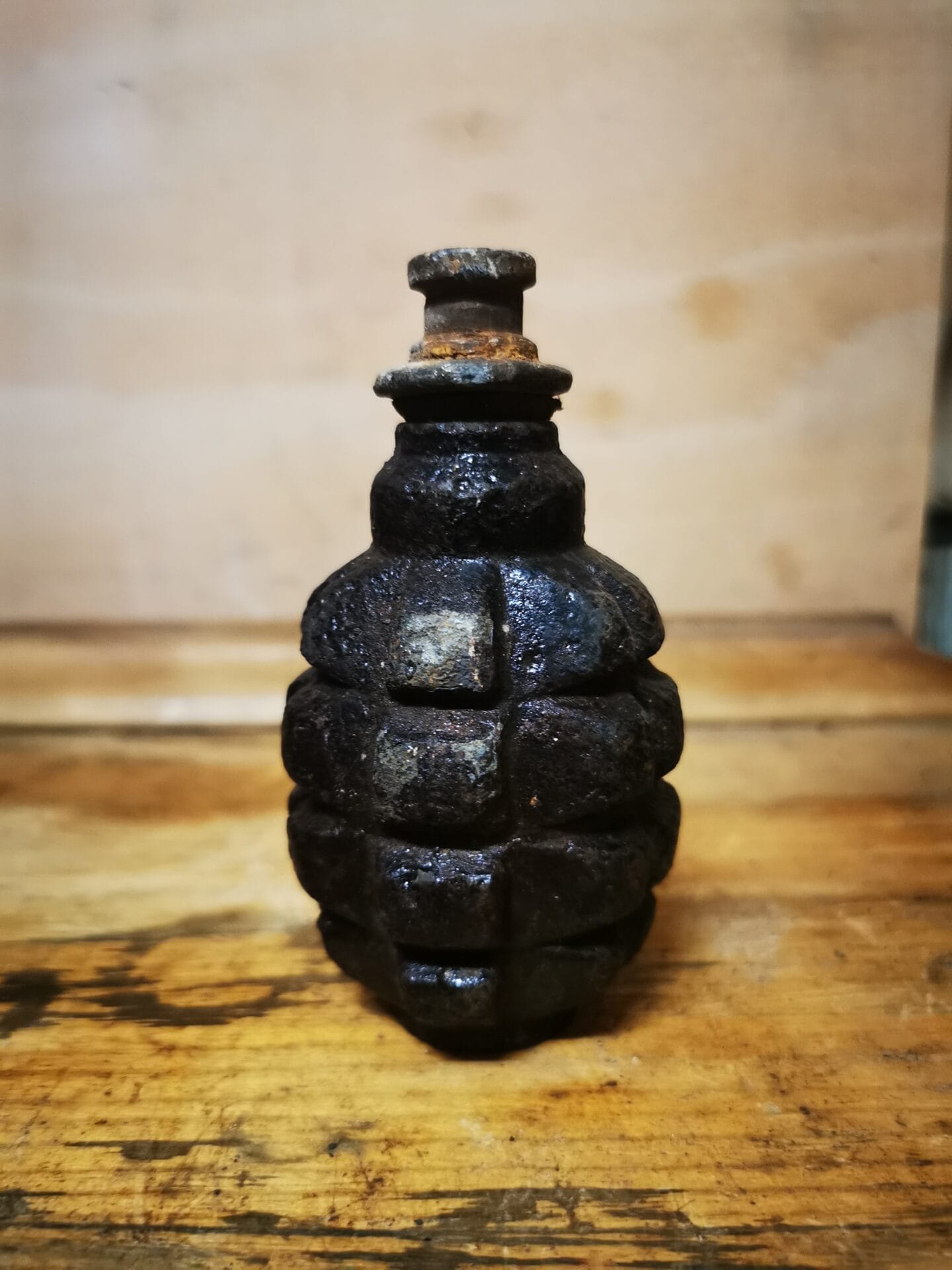 ww1 original French f1 grenade - Total Relics