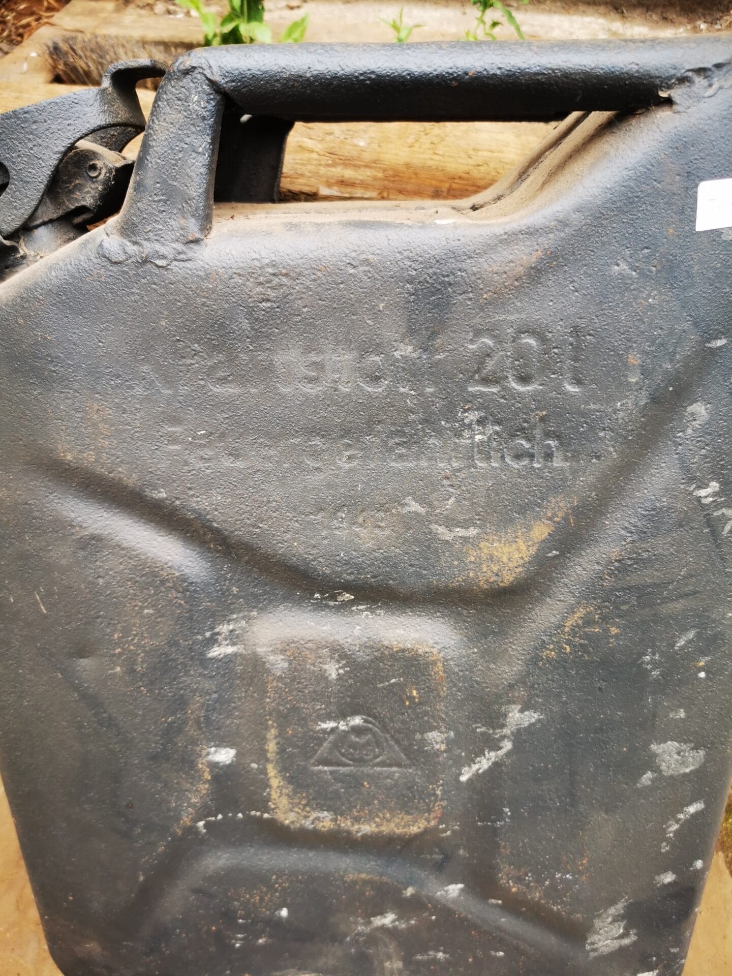 ww2 German jerry can - Total Relics