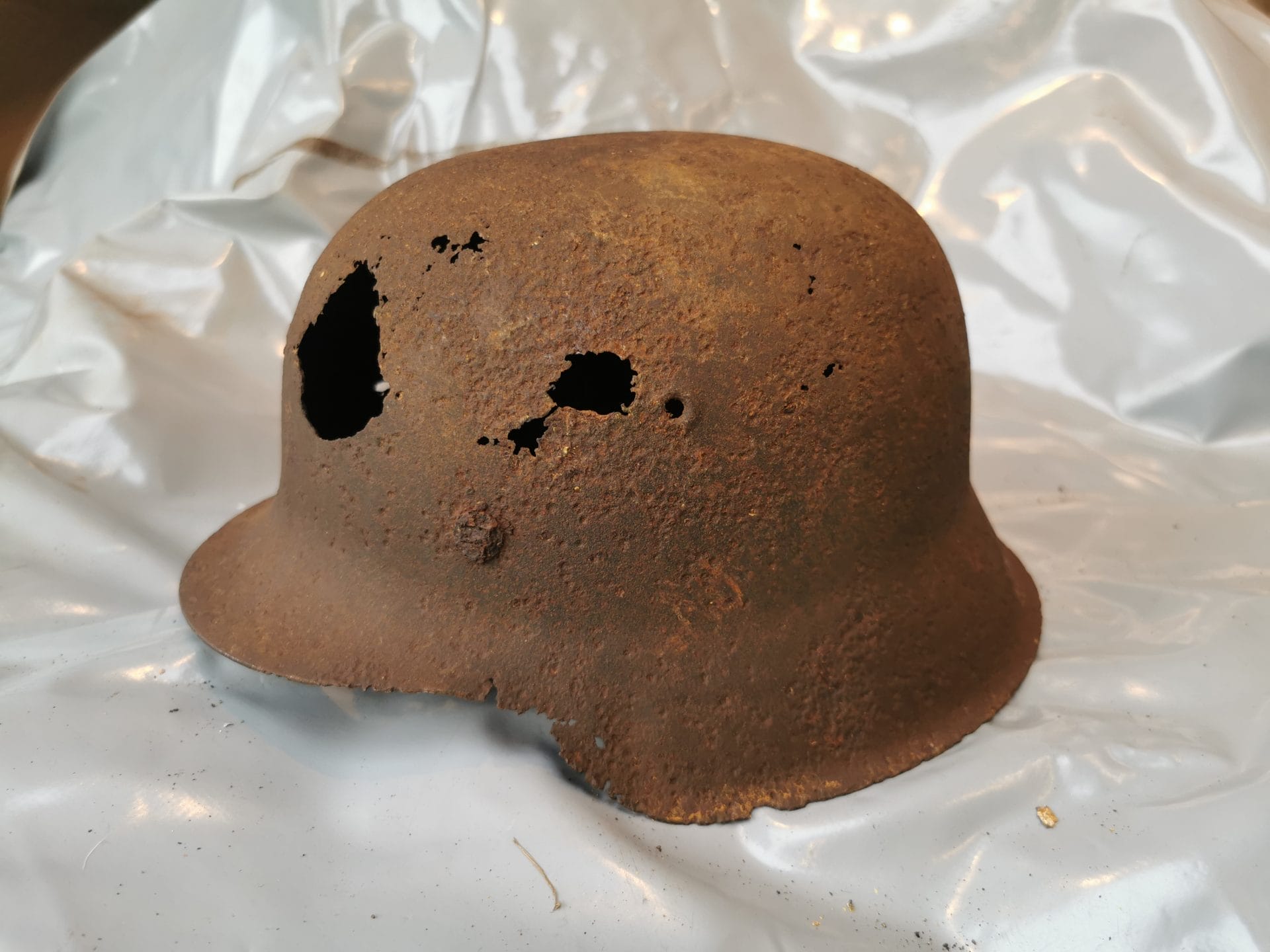 ww2 German helmet m42 - Total Relics